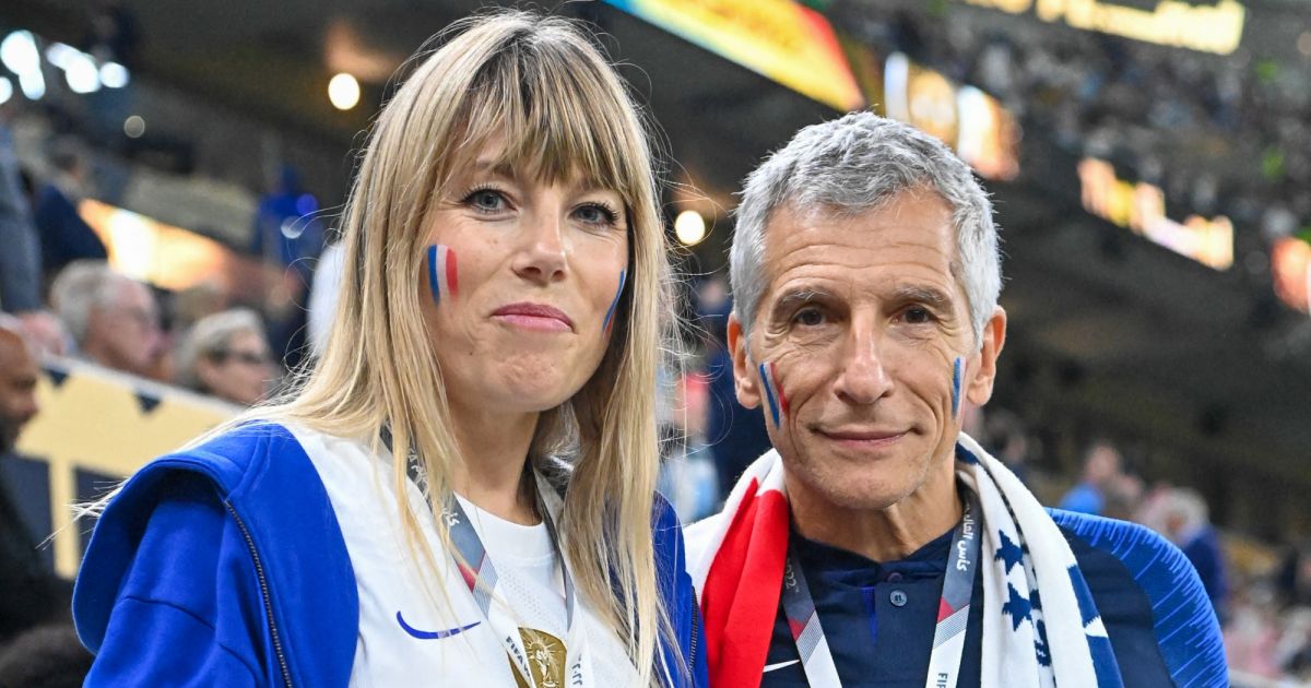 Nagui et sa femme Mélanie Page dans les tribunes du match France ...