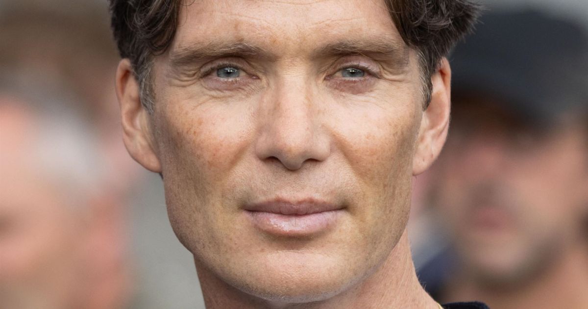 Pour se consacrer à sa carrière d'acteur et le succès qu'on lui connaît ...