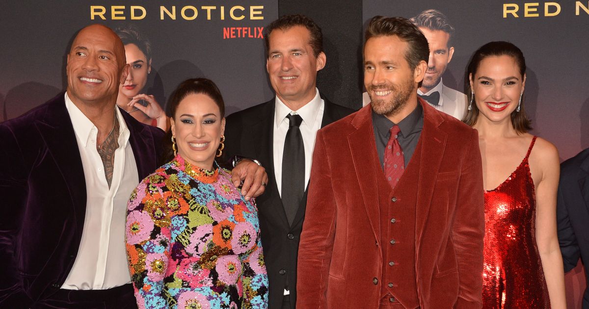 Scott Sheldon, Hiram Garcia, Rawson Marshall Thurber, Dwayne Johnson ...