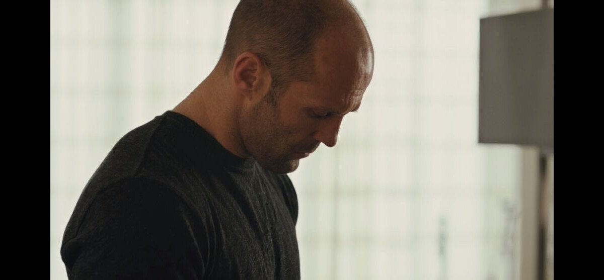 Photo : Crazy Joe : Jason Statham sort les muscles - PureBreak