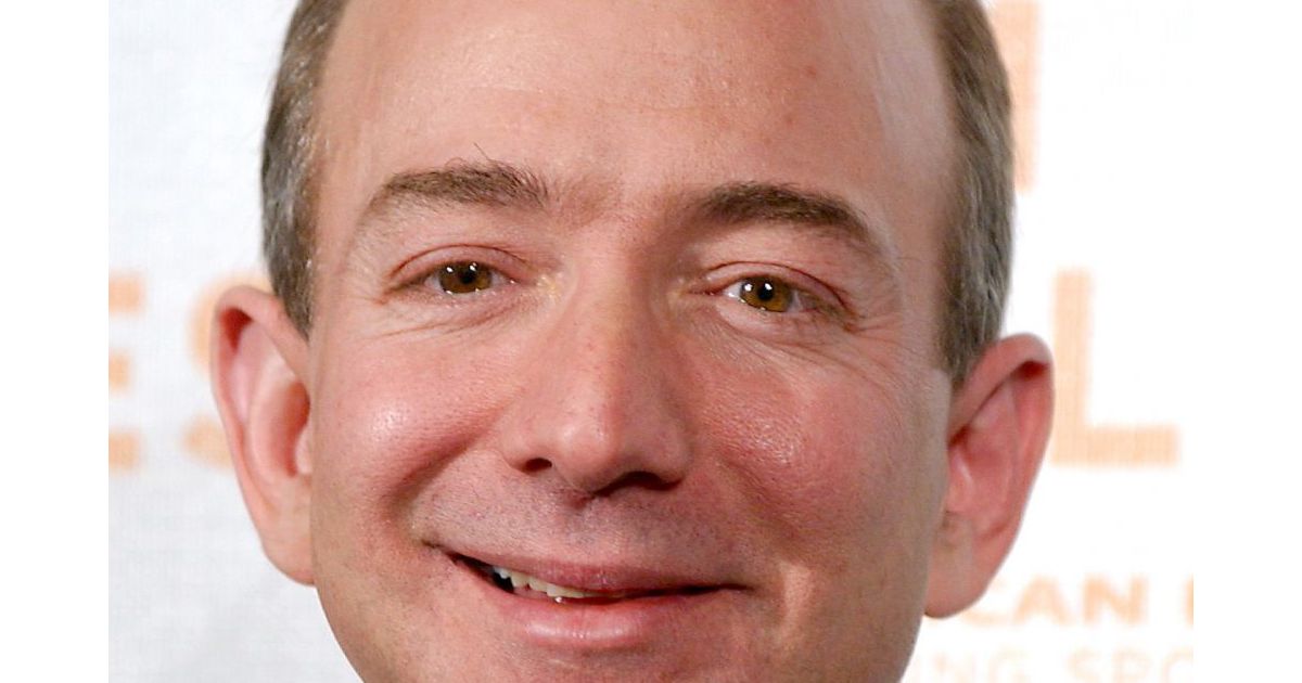 Jeff Bezos : le big boss d'Amazon veut développer des smartphones ...