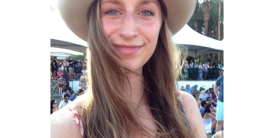 Molly Swenson, ici à Coachella 2014, dément être en couple avec Ian ...