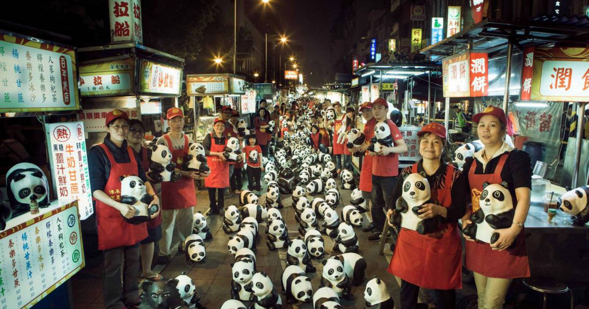 [PHOTOS] Des centaines de pandas réunis dans les plus grandes villes du ...