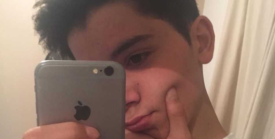 A 16 ans, Sulivan Gwed, alias Panda Moqueur, compte plus d'un million d ...