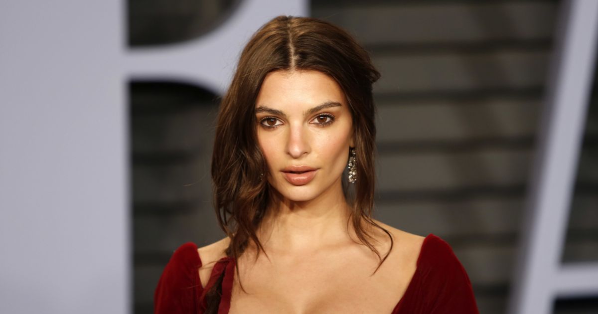 Emily Ratajkowski au casting de la série Bright Futures en préparation ...