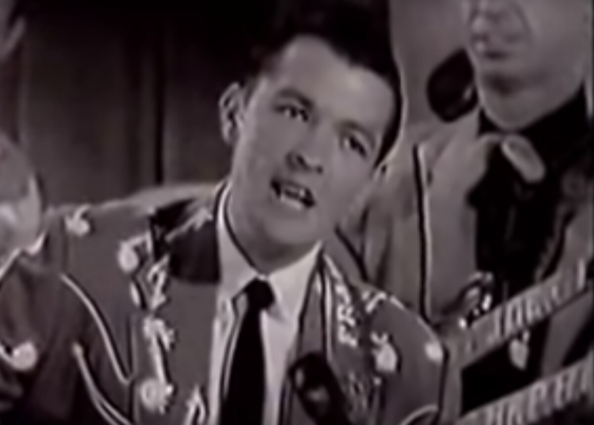 Vidéo : Bobby Helms - Jingle Bell Rock - PureBreak