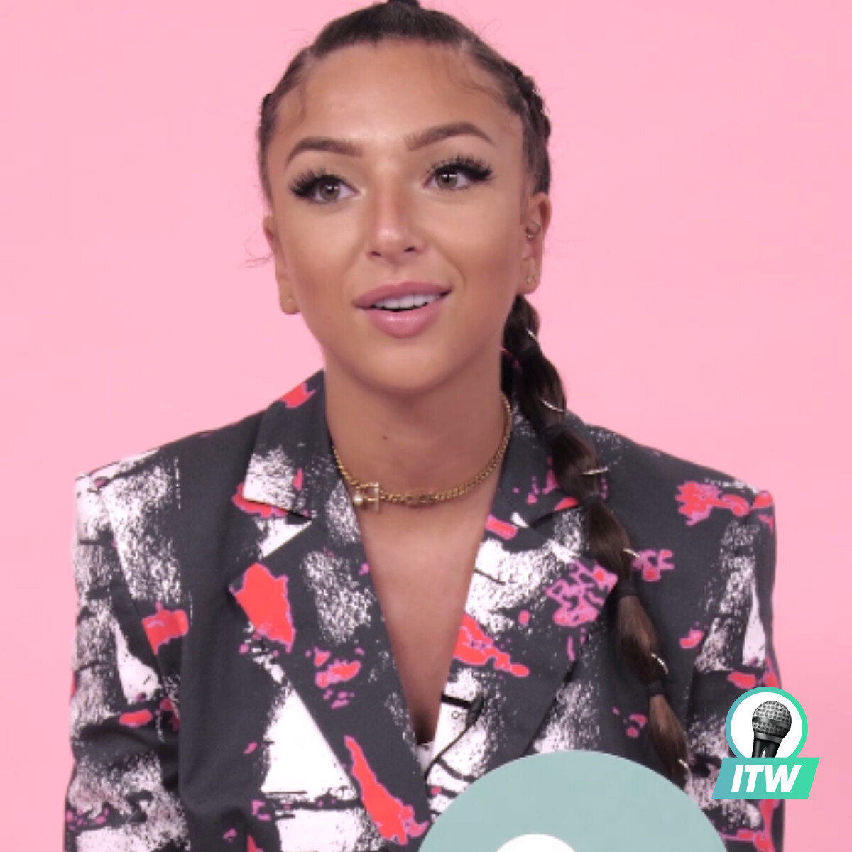 Vidéo : Wejdene validée par Eva Queen : Vidéo : Wejdene validée par Eva Queen :