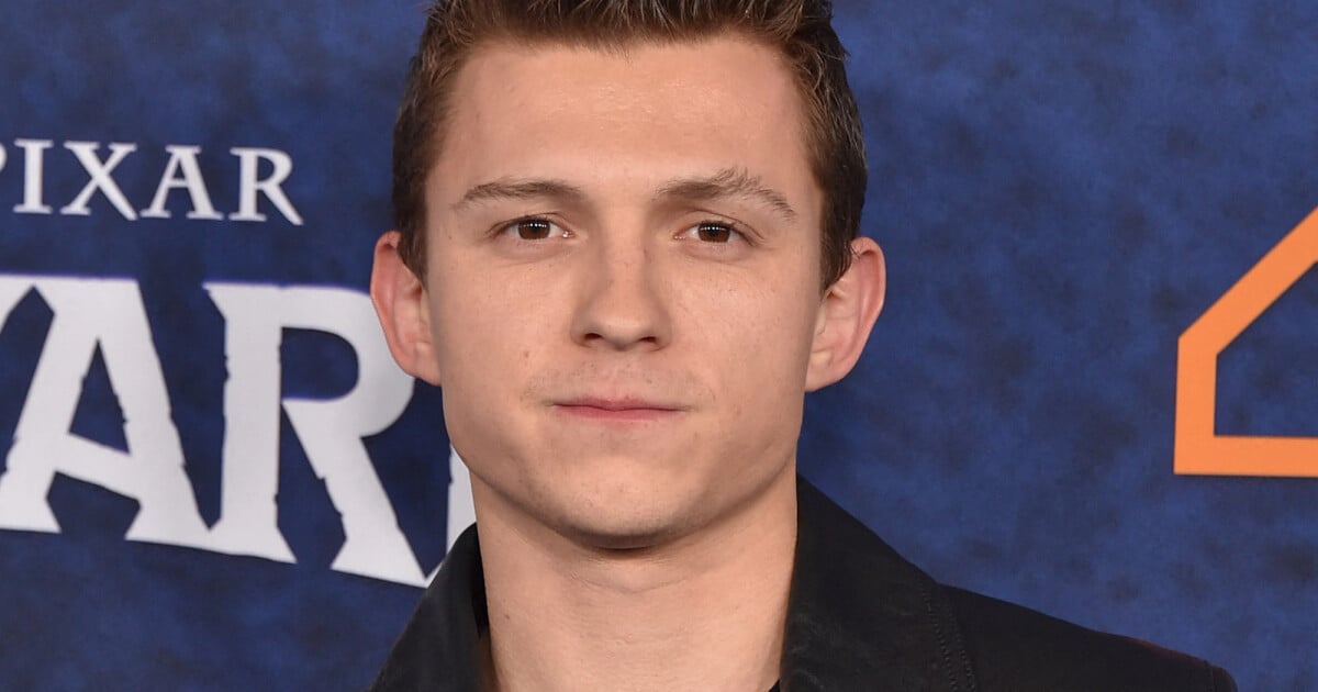 Tom Holland candidat pour incarner le prochain James Bond : "voilà, je ...