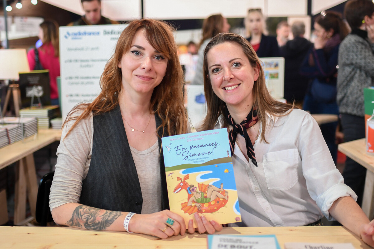 Photo : Audrey Lecoq, Charline Vanhoenacker lors du "Festival du Livre ...
