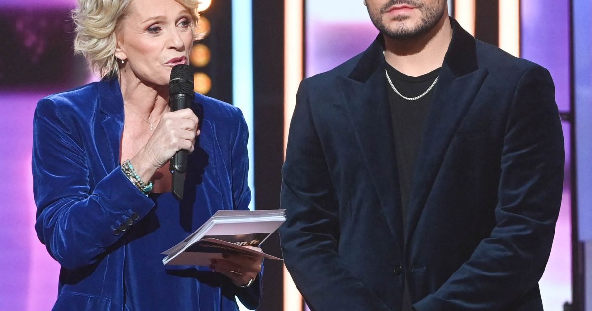 Sophie Davant et Kev Adams - 36ème Edition du Téléthon à Paris. Le 2 décembre 2022 © Coadic ...