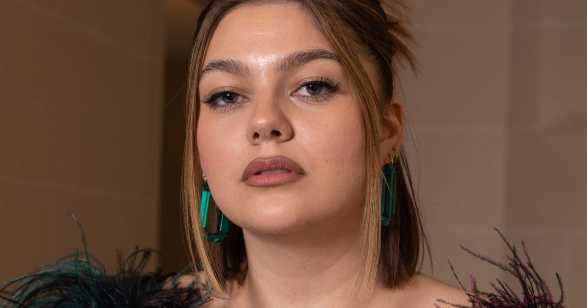 Exclusif - Louane - People au défilé de mode prêt-à-porter automne ...