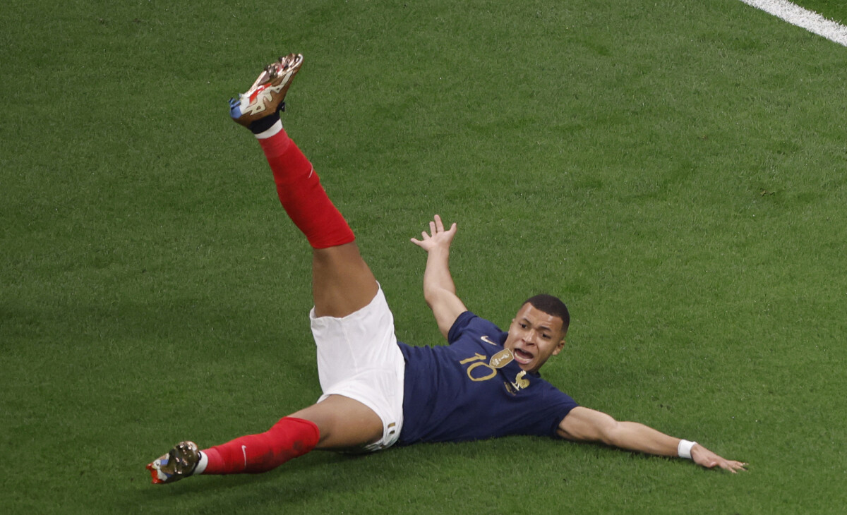 Photo : Kylian Mbappe of France reacts during the FIFA World Cup ...