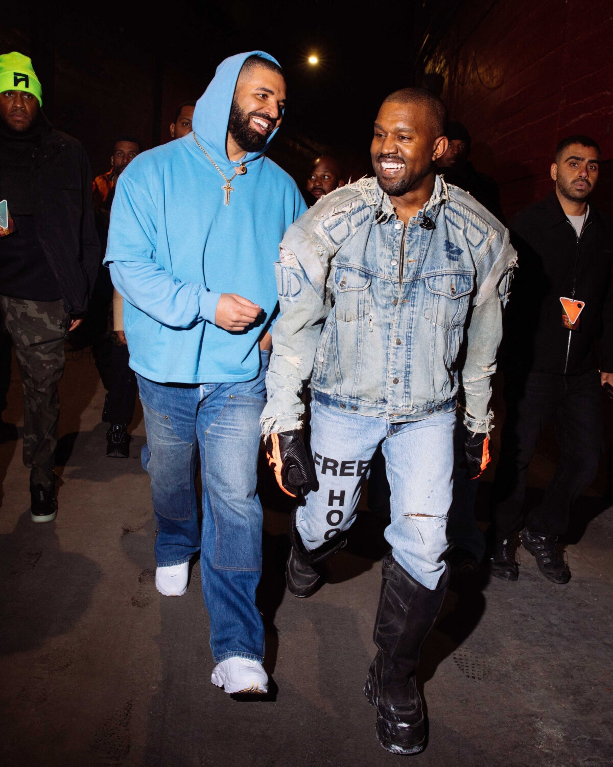 Photo : Kanye West (YE) et Drake quittent leur concert caritatif "Free ...