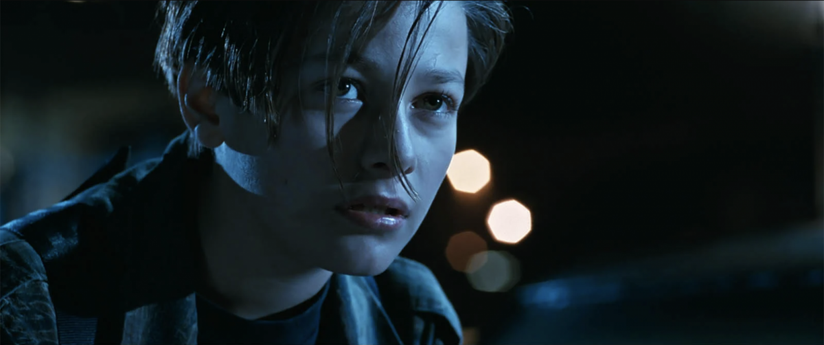 Photo : Edward Furlong dans "Terminator 2" de James Cameron en 1991 ...
