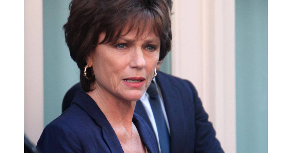 Jacqueline Bisset remplace Isabelle Adjani dans la peau d'Anne Sinclair ...