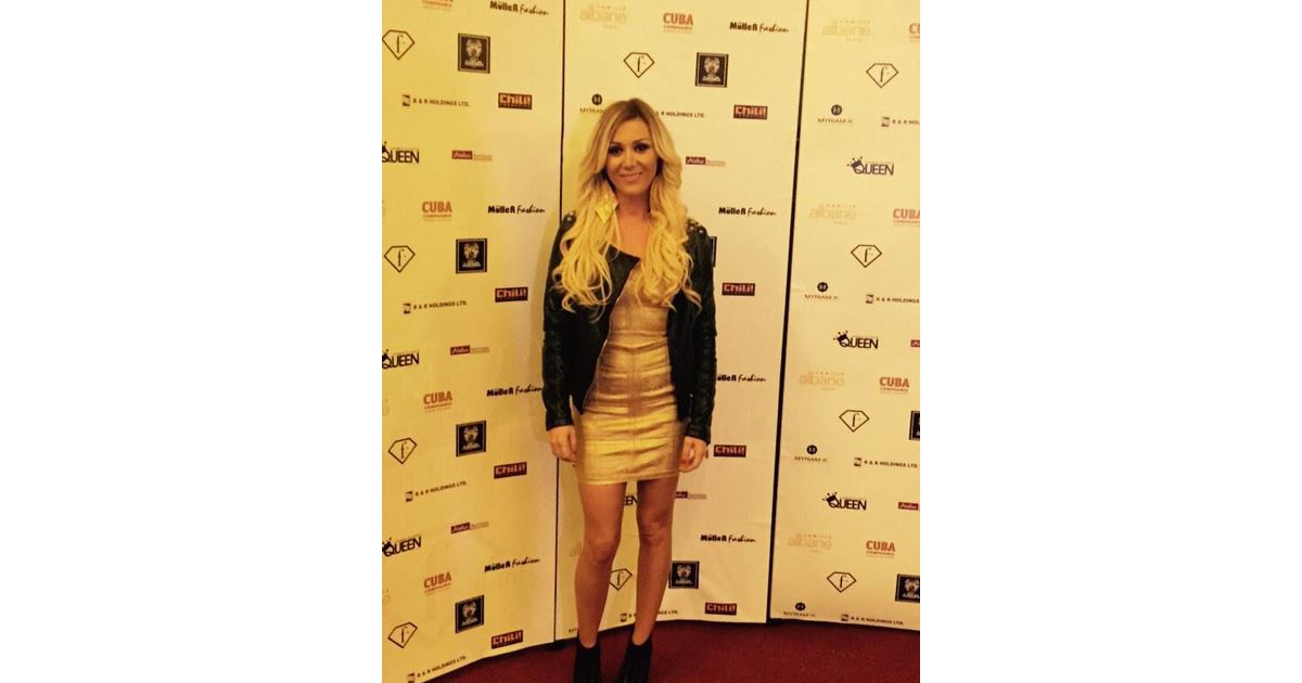 Julie (Secret Story 8) prépare son retour ne musique - Purebreak