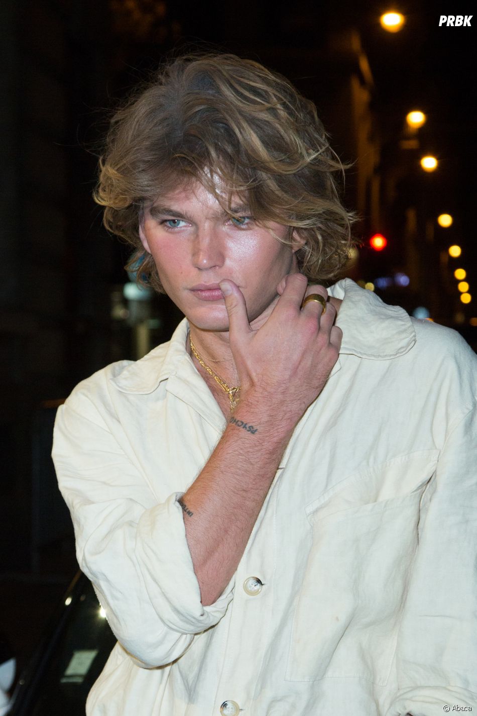 Jordan Barrett en couple avec Paris Hilton ? - Purebreak