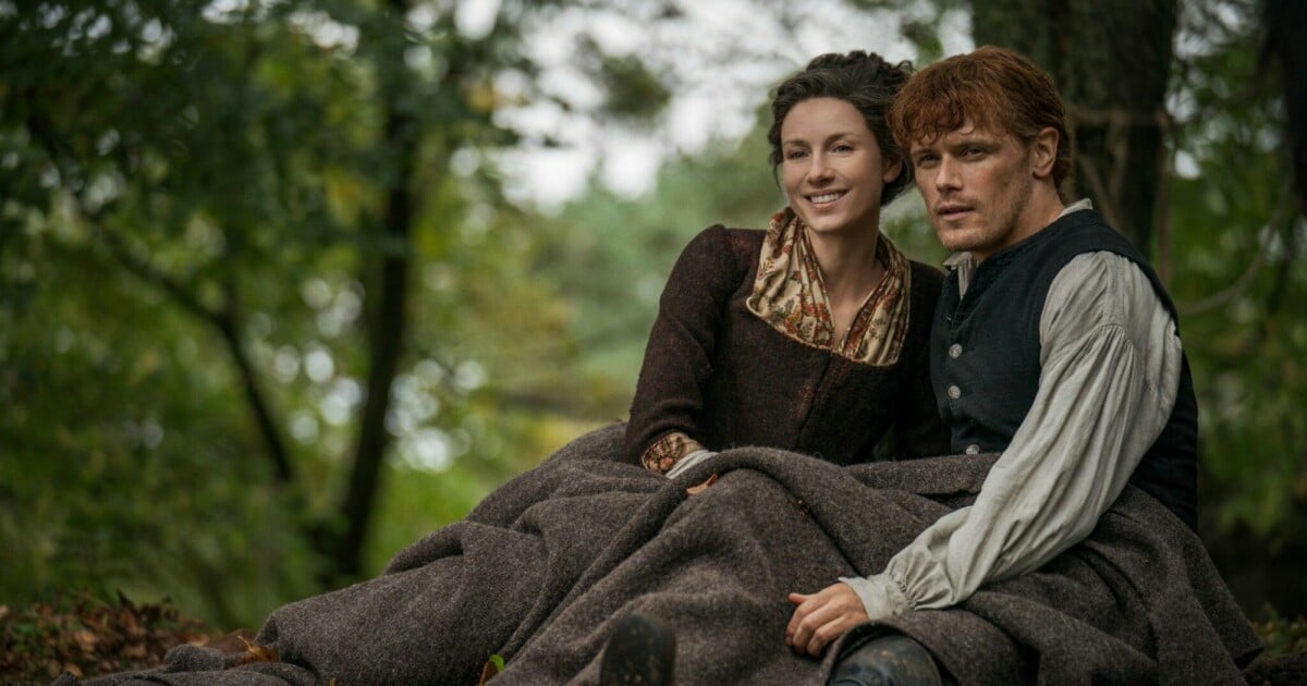 Outlander saison 5 : la première photo avec Jamie et Claire et le ...
