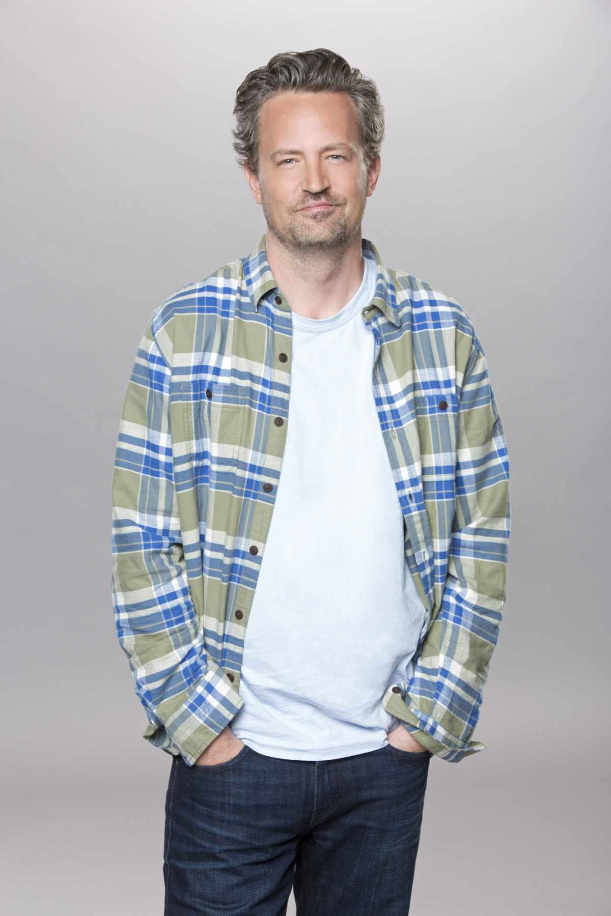 Photo : Matthew Perry sur une photo promotionnelle de The Odd Couple ...