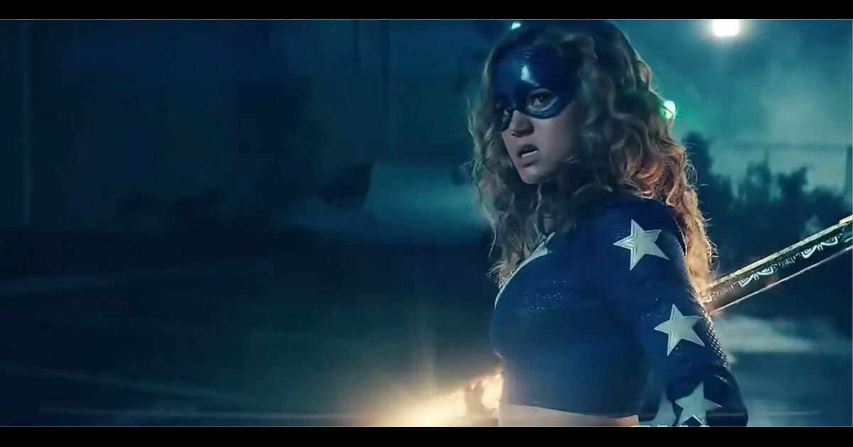 Stargirl saison 1 : la nouvelle super-héroïne du Arrowverse ultra ...