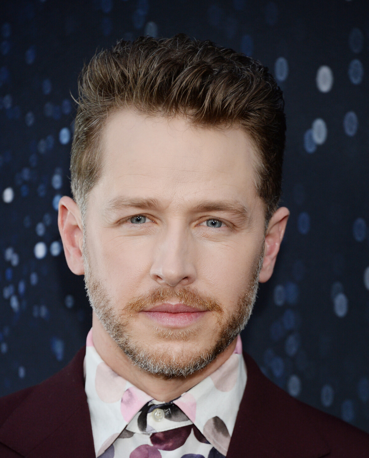 Photo : Josh Dallas à la première de la nouvelle série télévisée "La ...