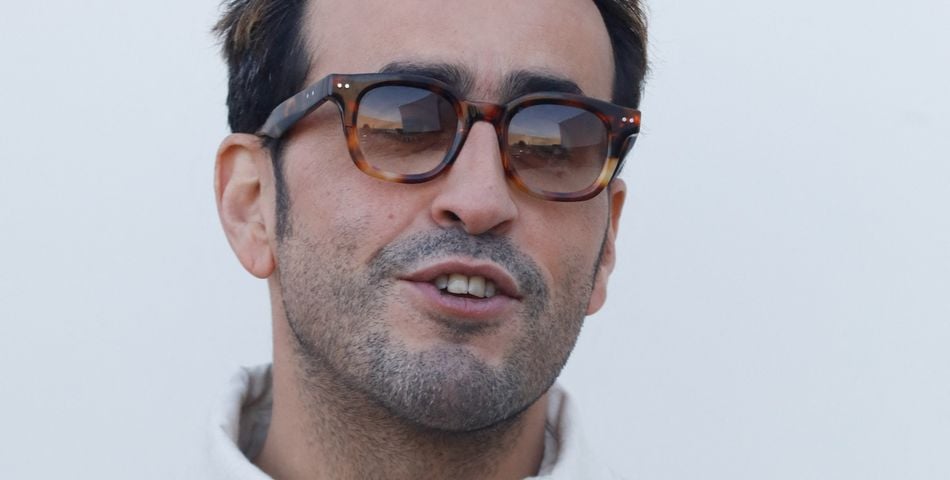 Jonathan Cohen - Les célébrités au photocall du défilé Jacquemus pour ...