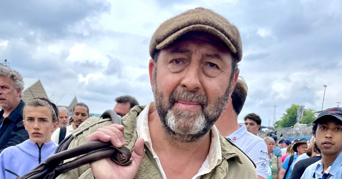 Kad Merad - Personnalités lors des 24 Heures du Mans le 10 juin 2023 ...