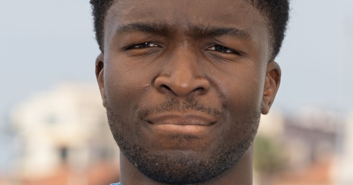 Stéphane Bak au photocall de Un petit frère lors du 75ème Festival ...