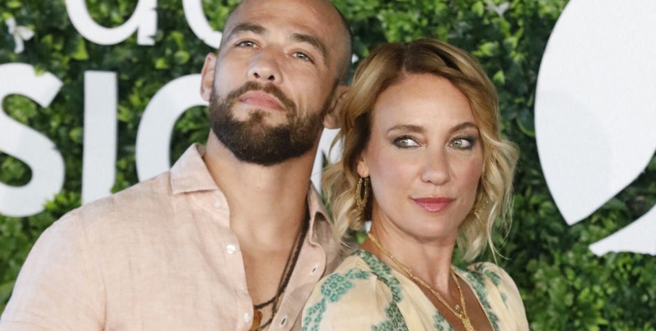 Moise Santamaria et Emma Colberti au photocall de la série Un si grand ...