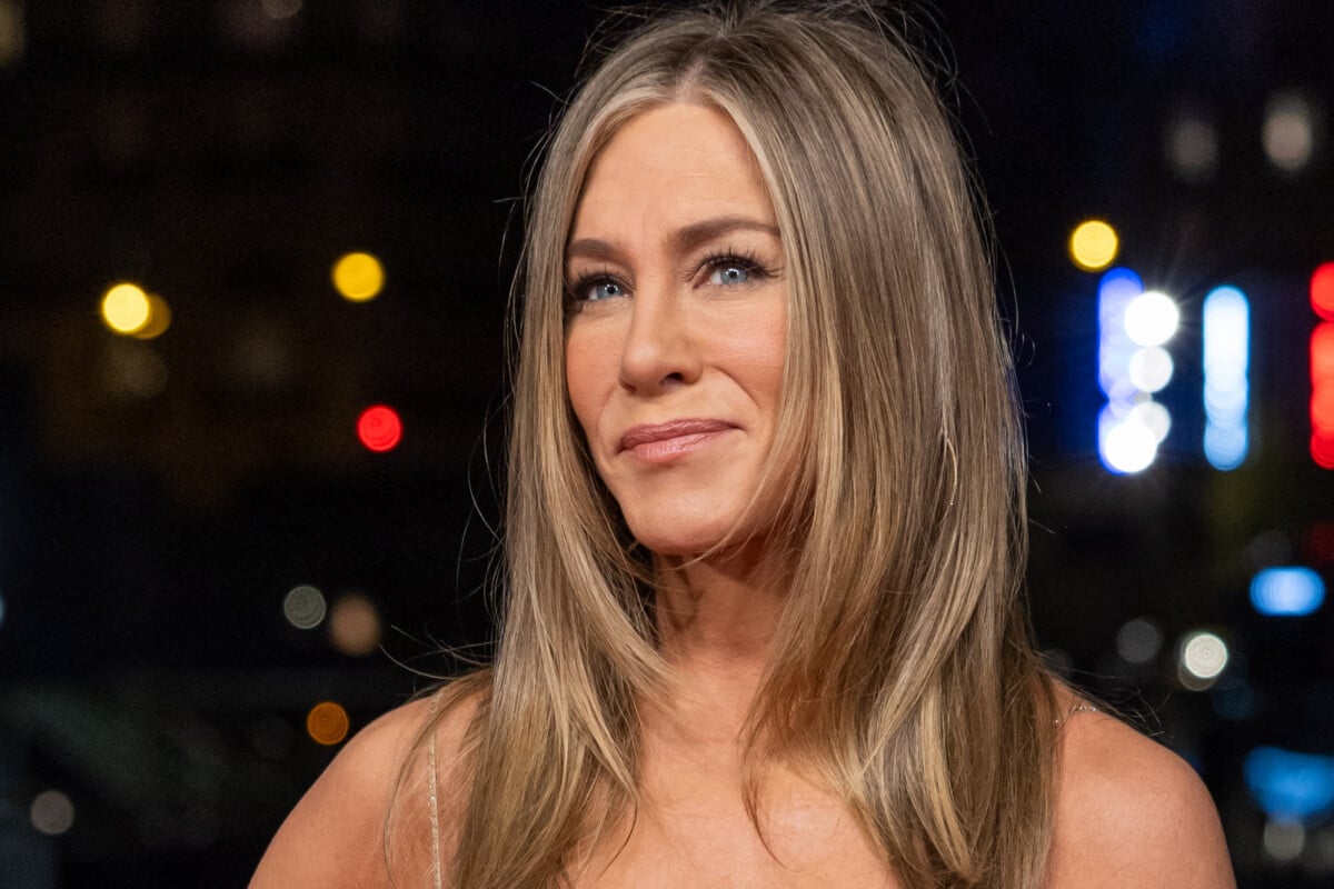 Photo : Jennifer Aniston à la première de Murder Mystery II Passerelle ...