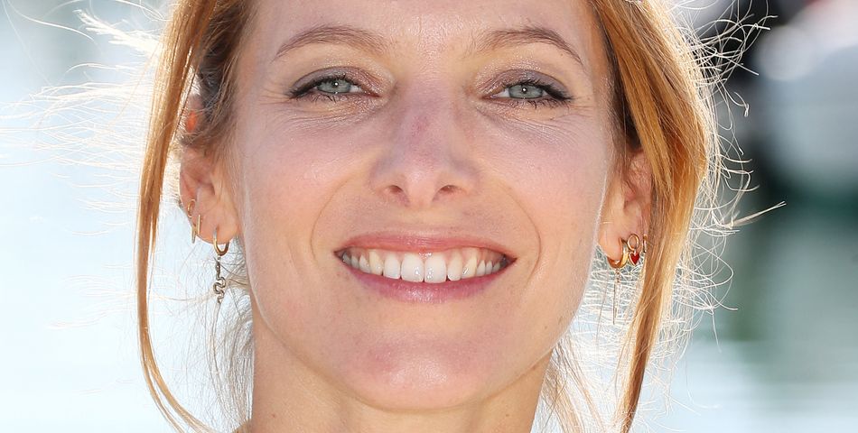 Elodie Varlet au photocall de la série Plus belle la vie lors de la ...