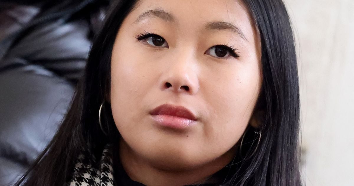 Jade Hallyday lors de l'inauguration d'une plaque commémorative en ...