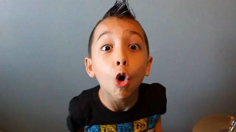 Nicolas Merritt ... A 8 ans, c'est un tueur à la batterire - Purebreak