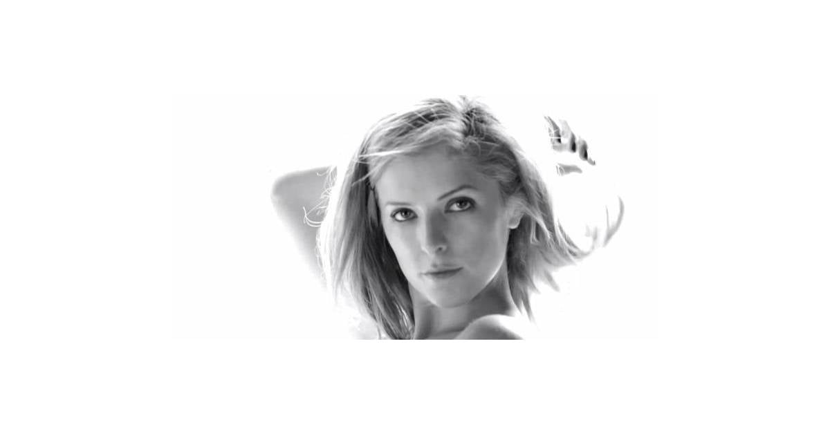 Anna Kendrick pose pour GQ - Purebreak