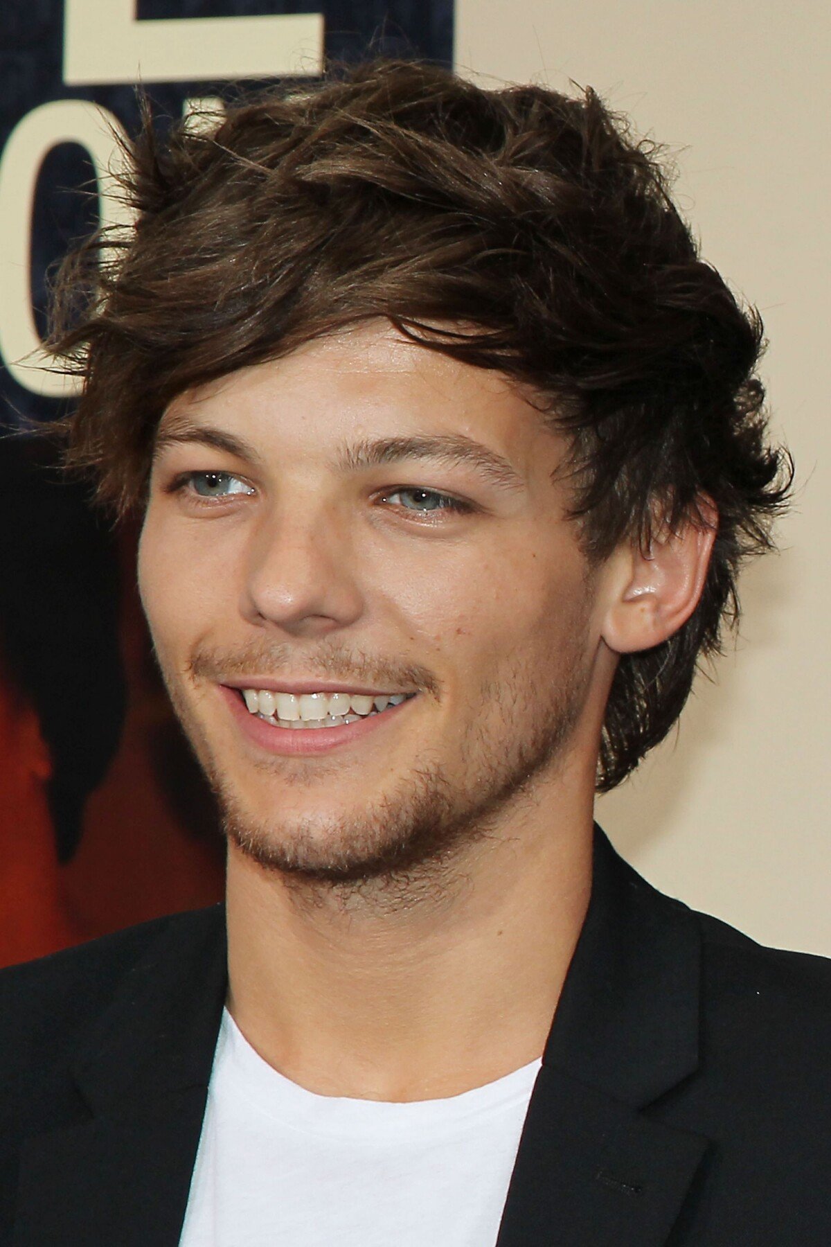 Photo : Louis Tomlinson à l'avant-première du film des One Direction ...