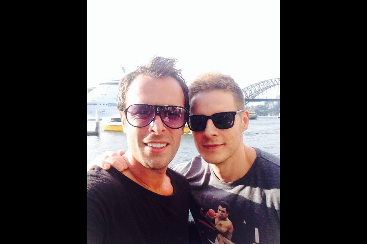 Photo : Matthieu Delormeau et Fabrice Sopoglian prennent la pose devant ...