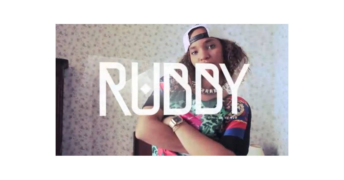 Rubby reine de mode : session shopping dans Paris - Purebreak