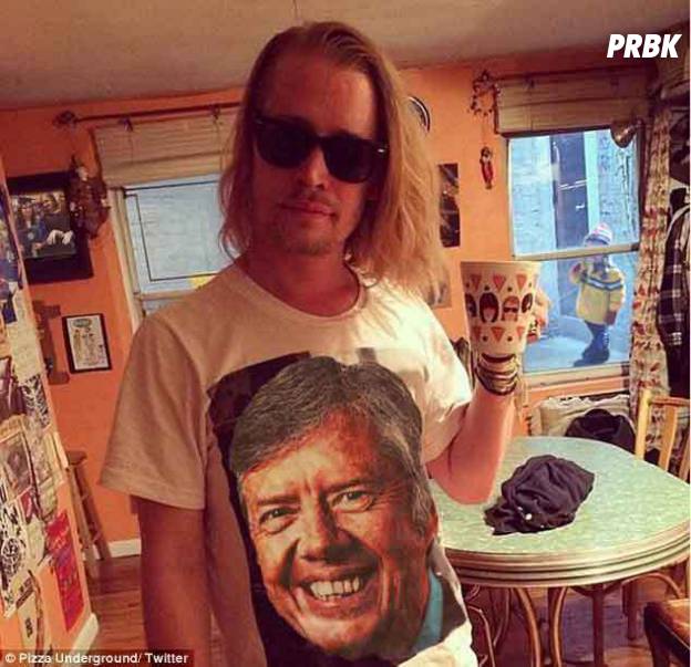 [FUN] Carter et sa banane : la nouvelle star du web qui fait le buzz ...