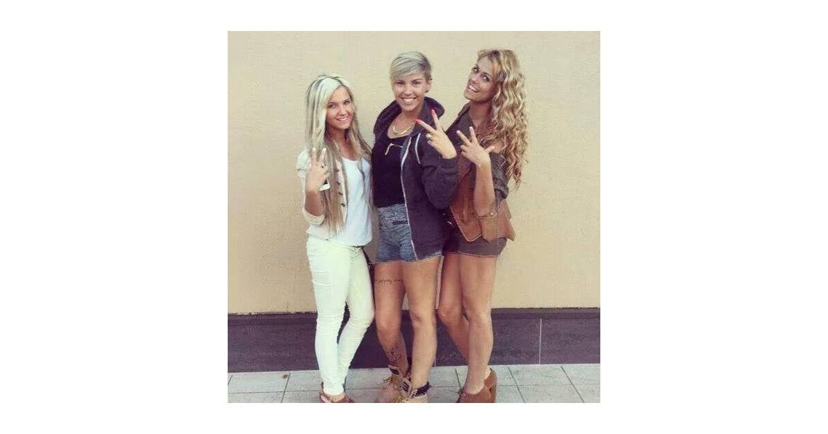 Brenda (Friends Trip) avec sa Team Blonde - Purebreak