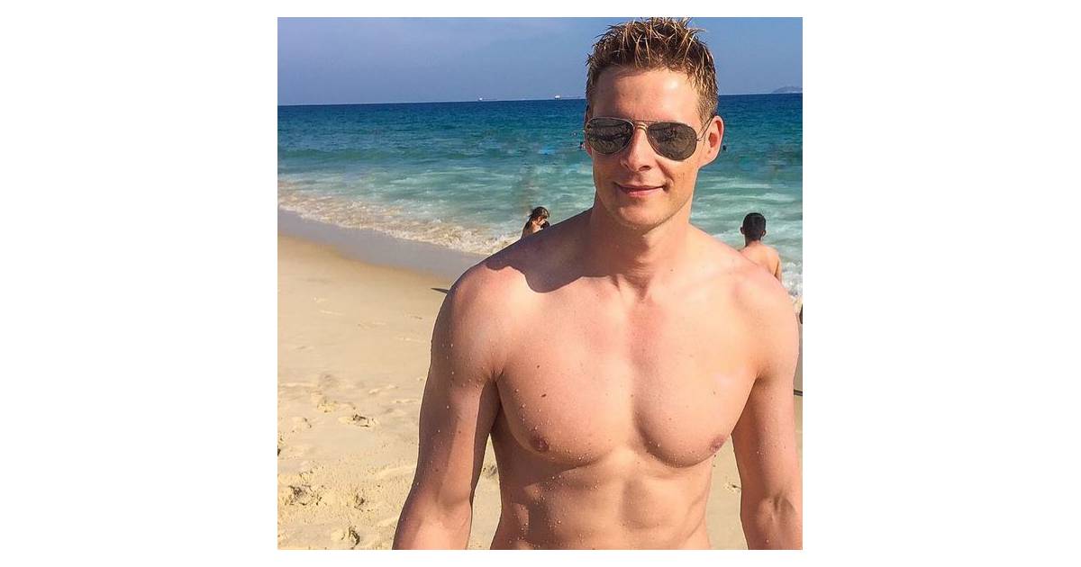 Matthieu Delormeau sexy torse nu en Grèce - Purebreak