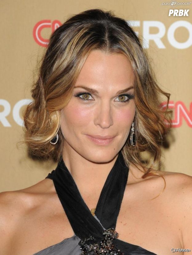 Molly Sims - biographie, photos, actualité - Purebreak